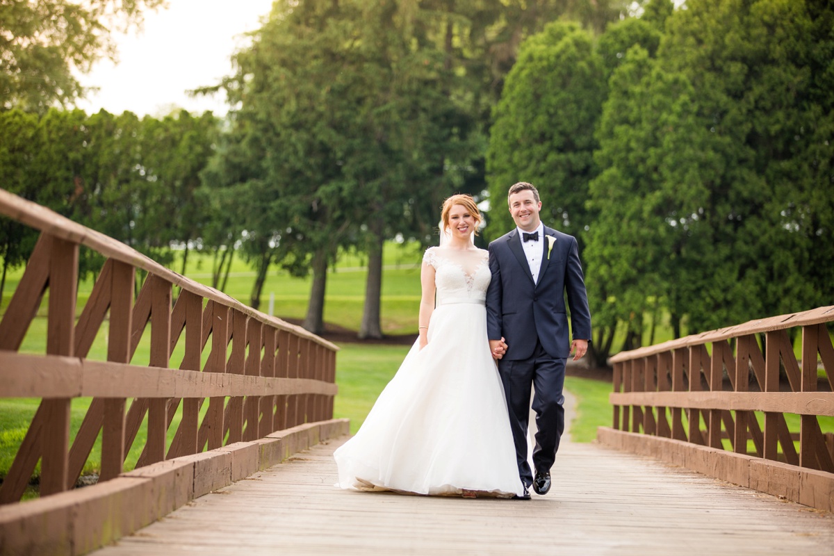 Gold & Navy Blue Butler Country Club Wedding | Burgh Brides