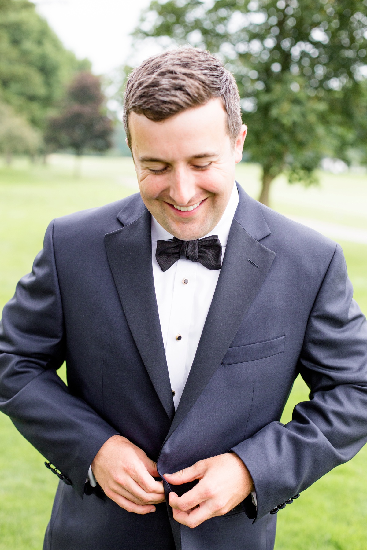 Gold & Navy Blue Butler Country Club Wedding | Burgh Brides