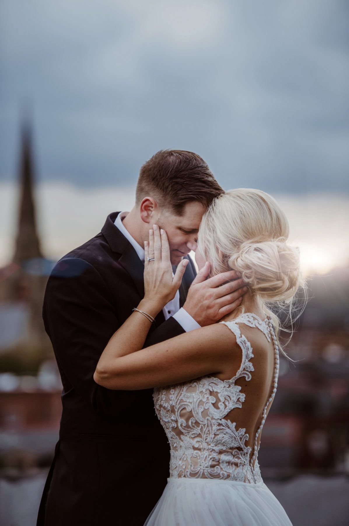 Unique Chic Wedding at HIP at the Flashlight Factory