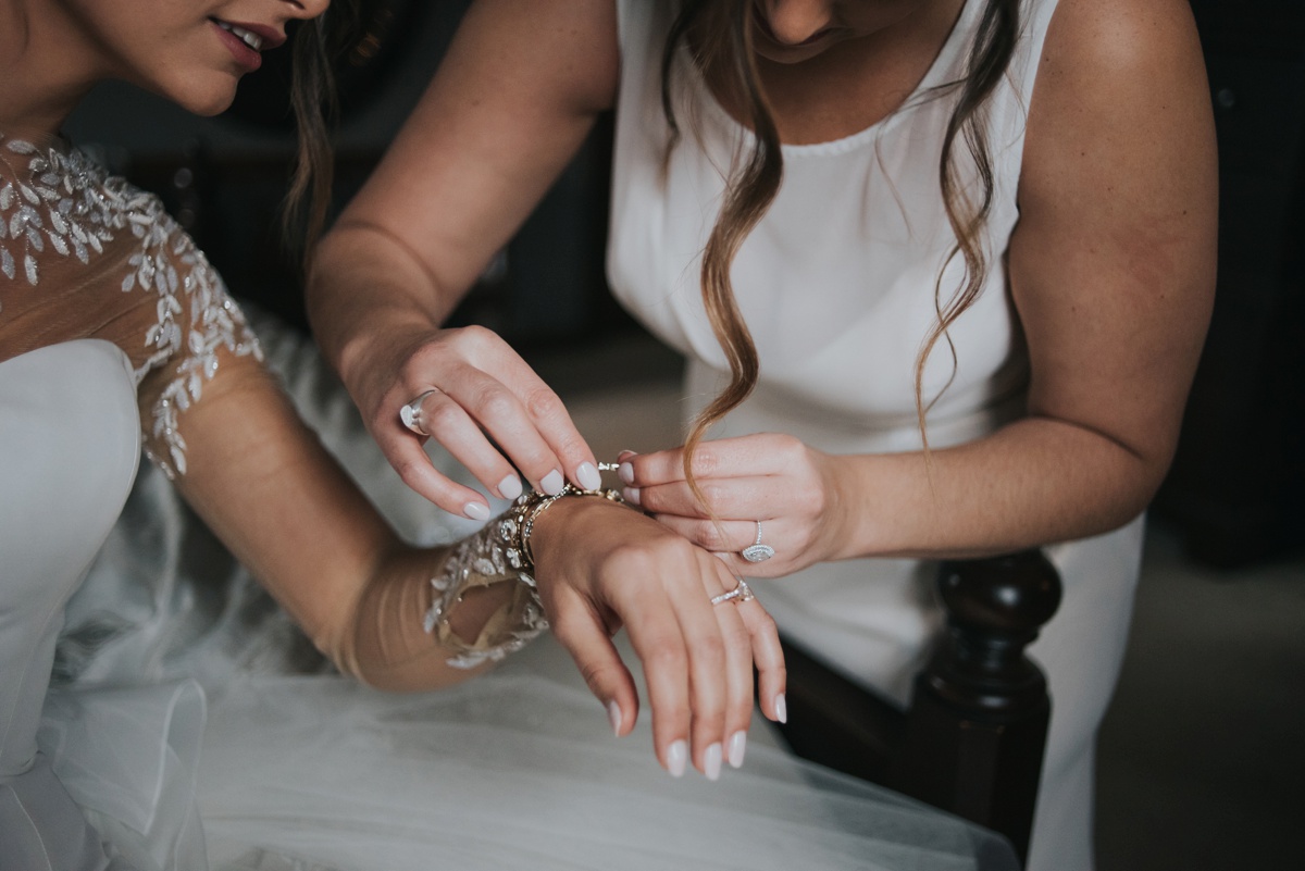 Classic Contemporary Wedding at the Duquesne Power Center