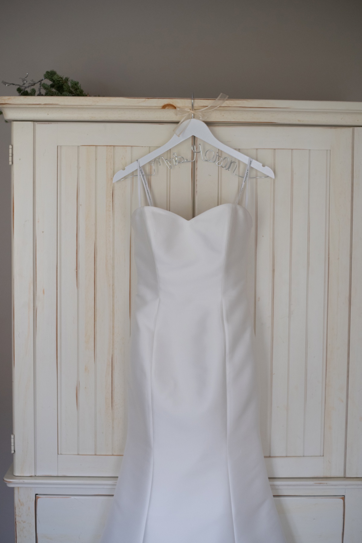 Classic Contemporary Wedding at the Duquesne Power Center