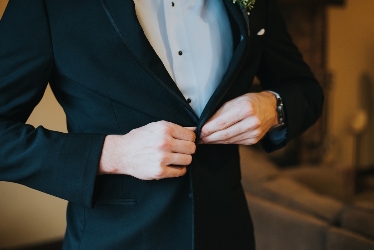 Classic Contemporary Wedding at the Duquesne Power Center