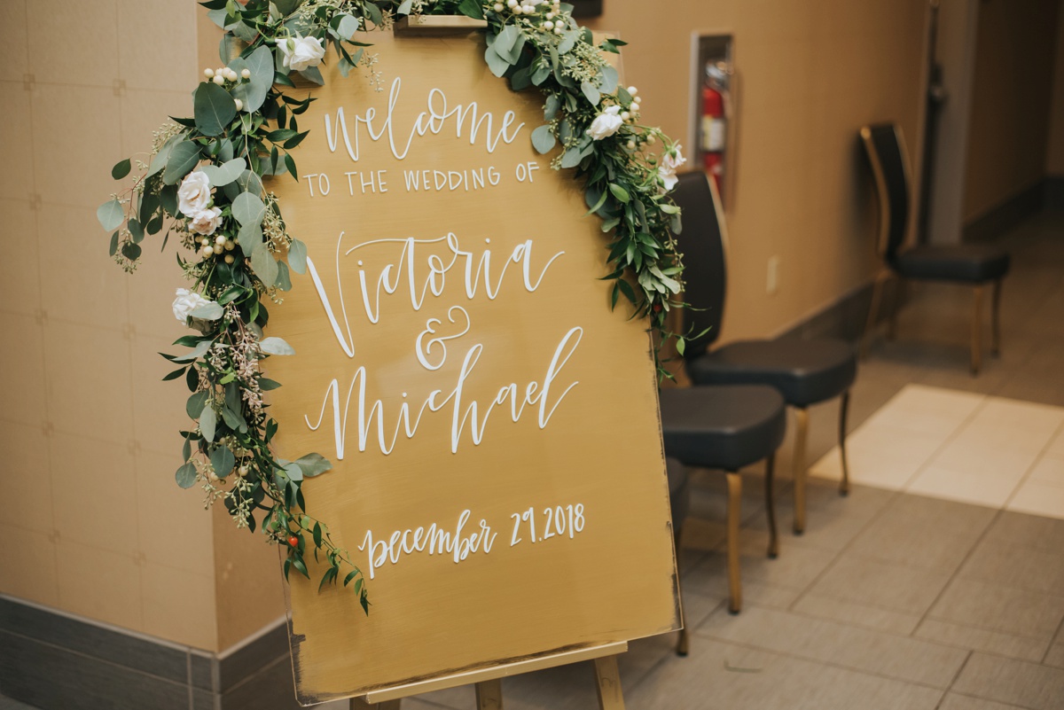 Classic Contemporary Wedding at the Duquesne Power Center