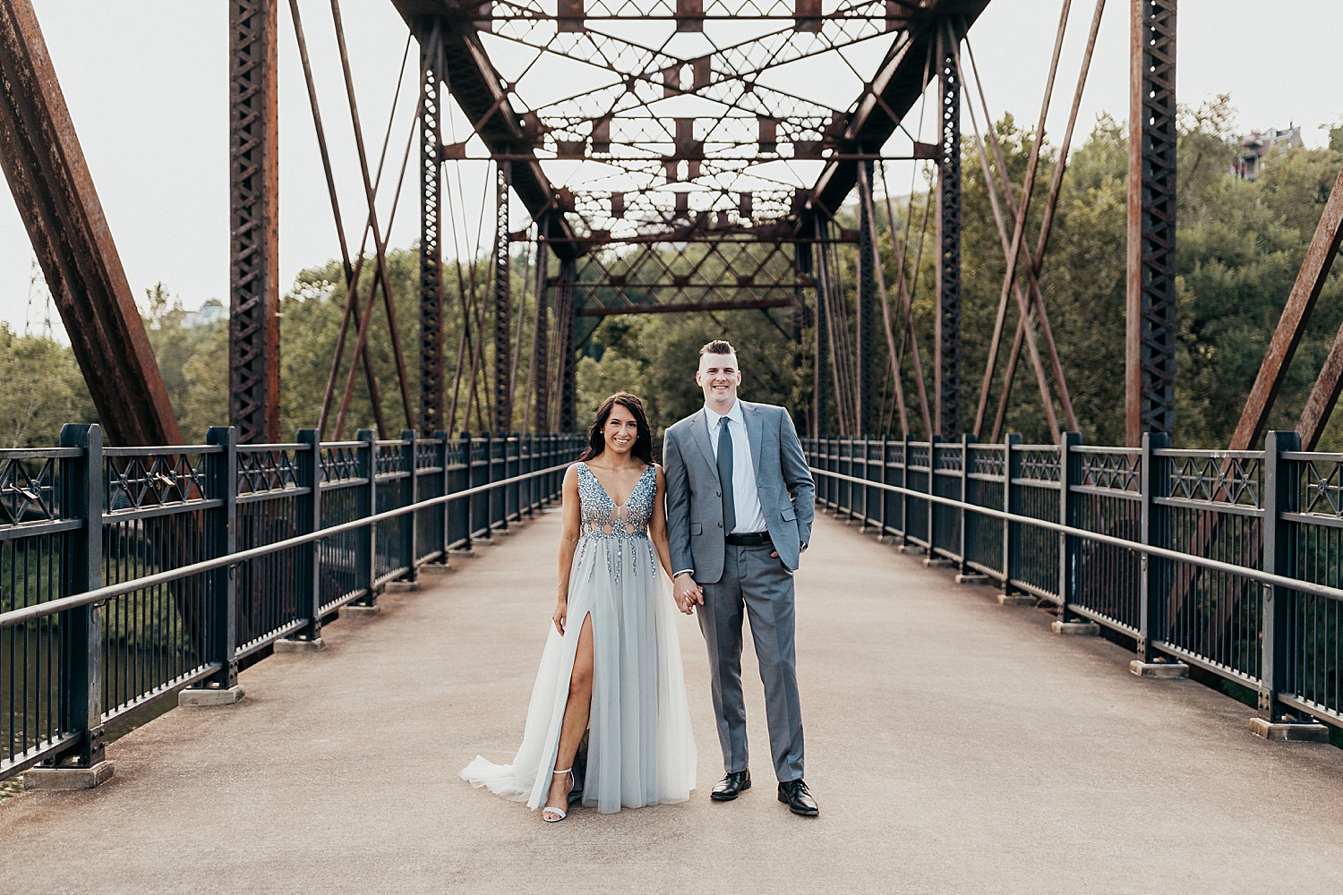 Fancy Washington Landing's Engagement Session | Burgh Brides