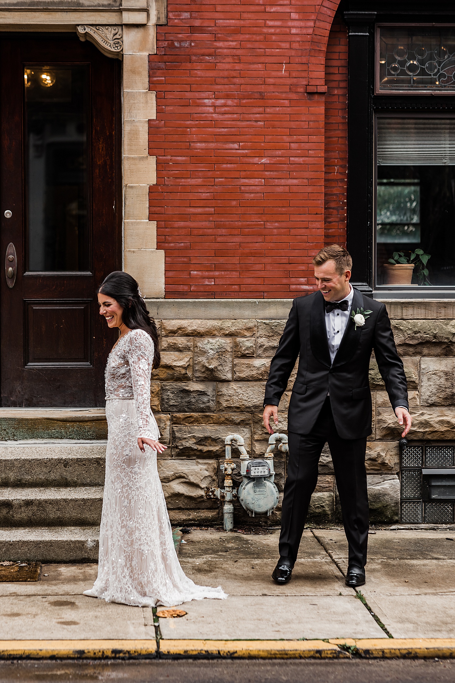Luxe Art Deco Downtown Pittsburgh Wedding | Burgh Brides