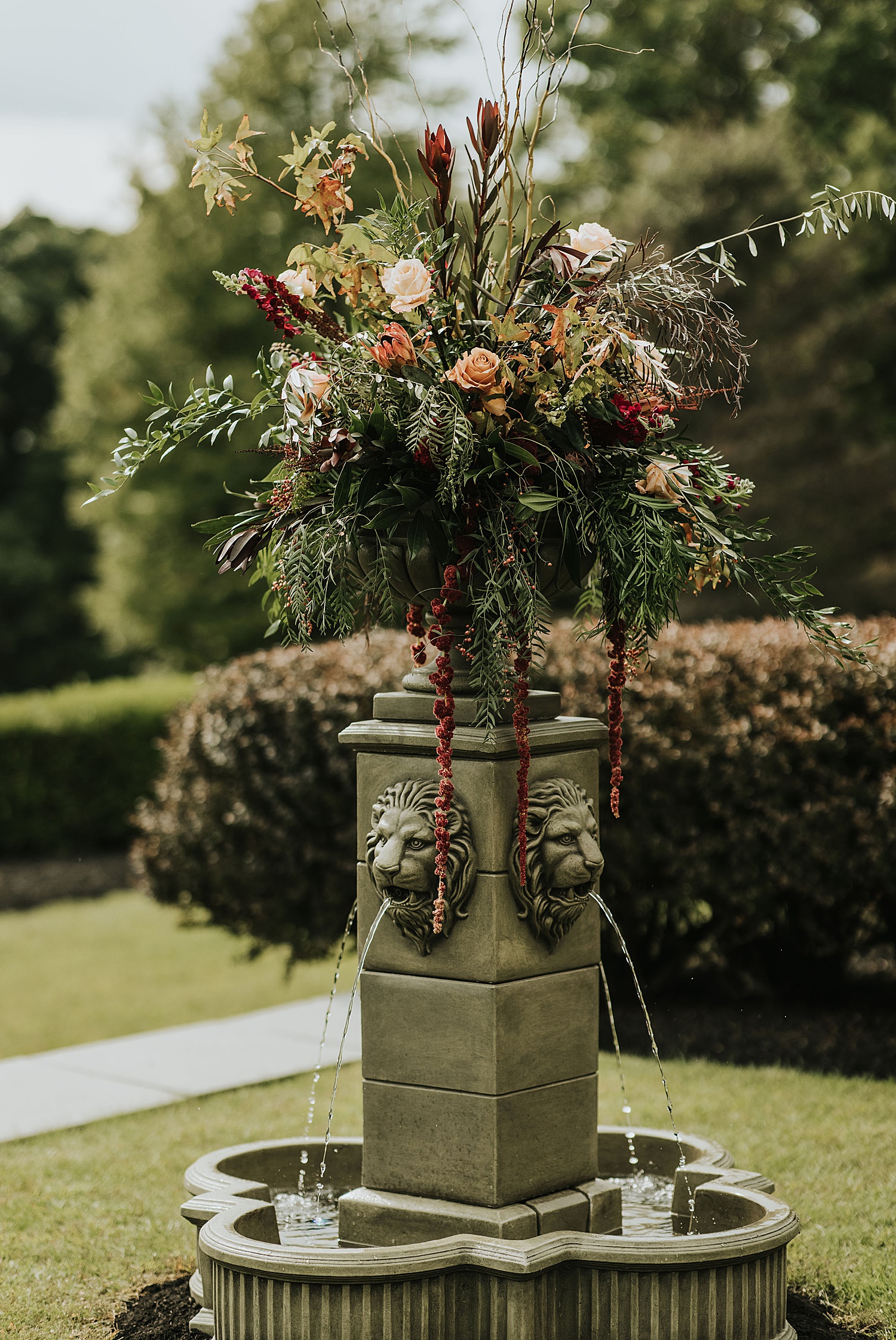 Moody Fall Wedding in a Backyard | Burgh Brides
