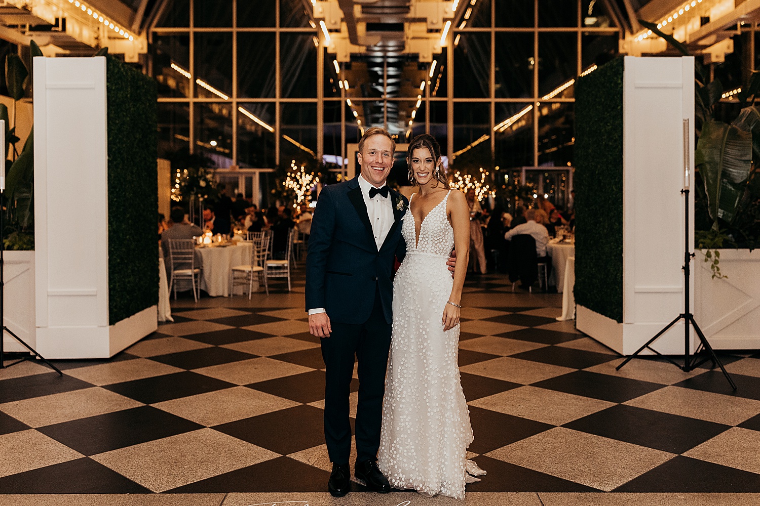 Warm & Sparkly PPG Wintergarden Wedding | Burgh Brides