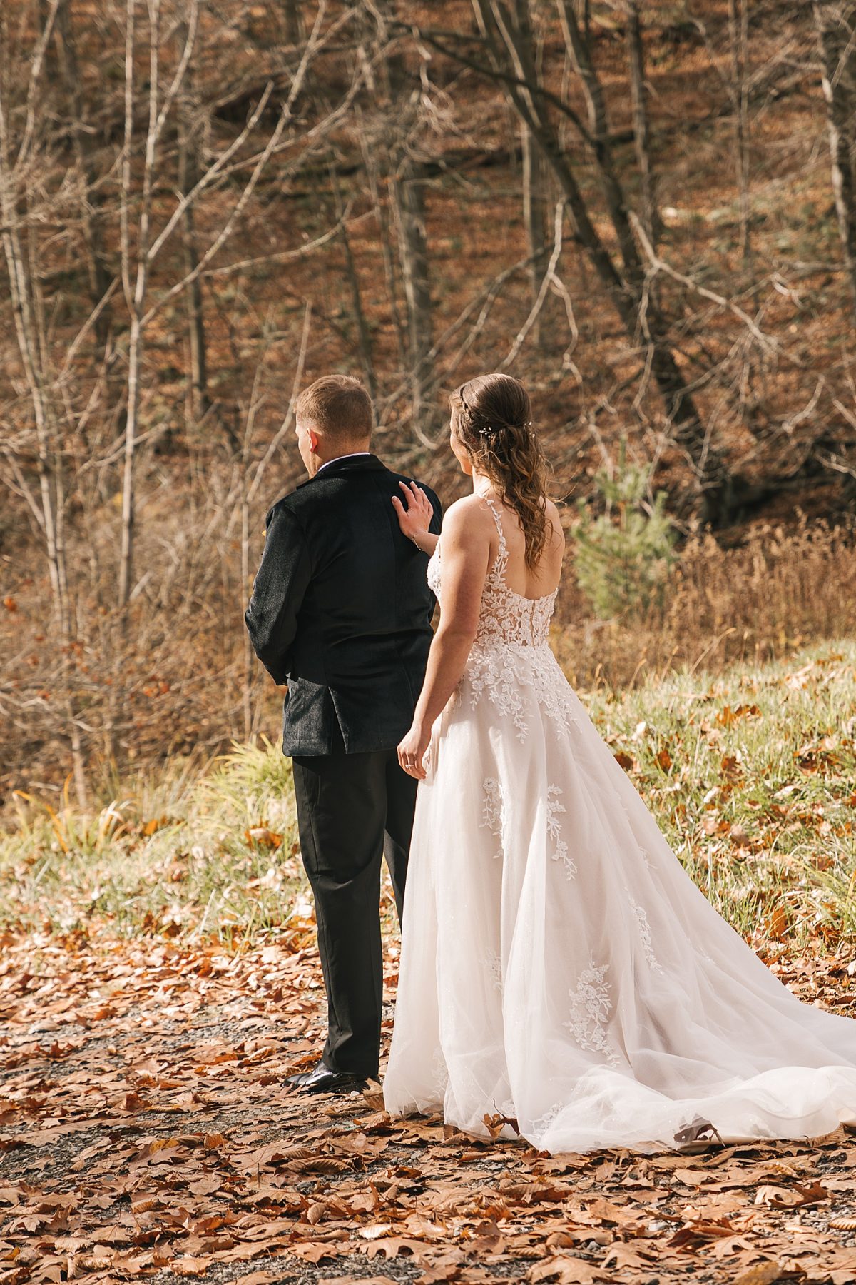 Cozy Terracotta & Orange Seven Springs Wedding | Burgh Brides