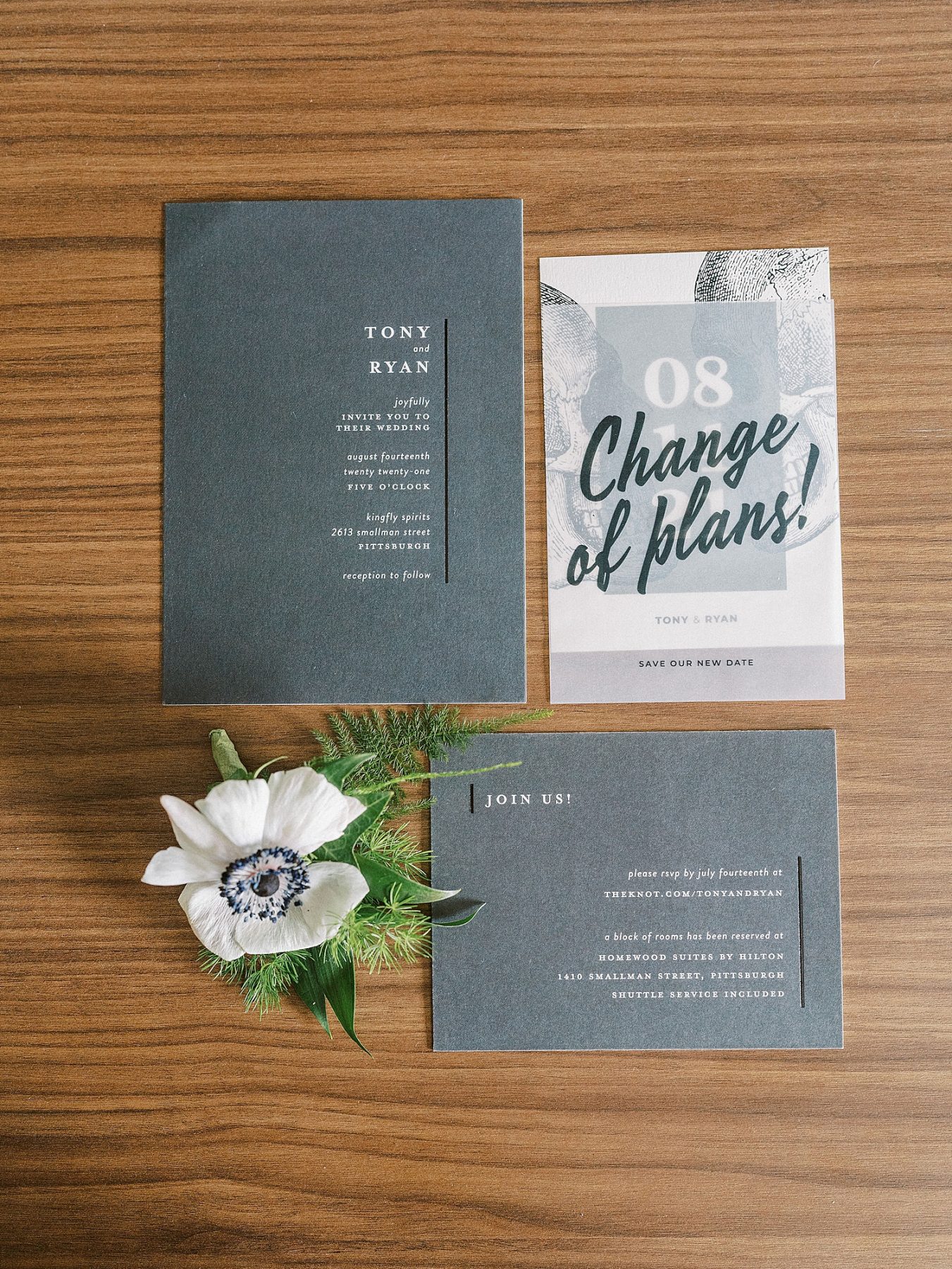 Dark & Neutral Wedding at Kingfly Spirits | Burgh Brides