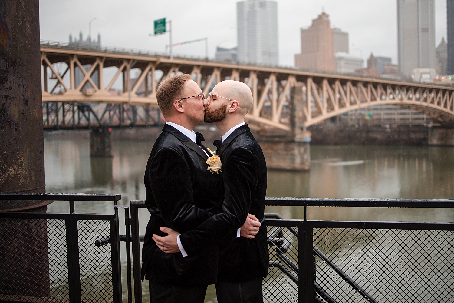 Moody Chic NYE Wedding at Laube Hall | Burgh Brides