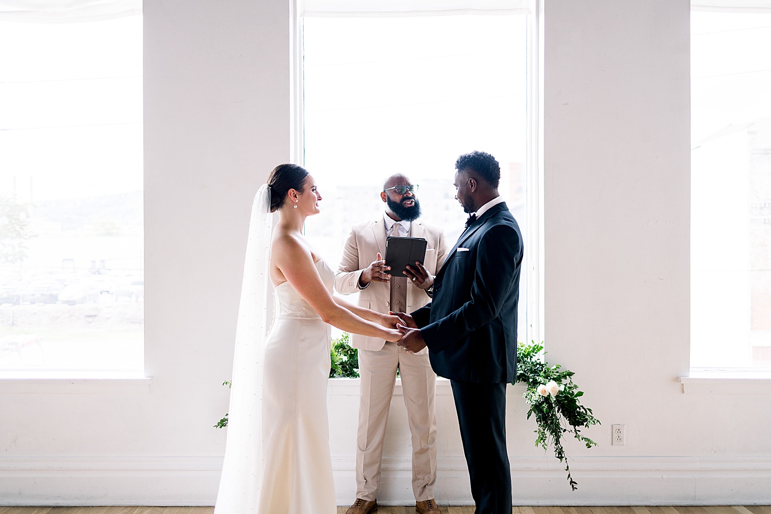 Intimate Minimalist Bar Marco Wedding | Burgh Brides