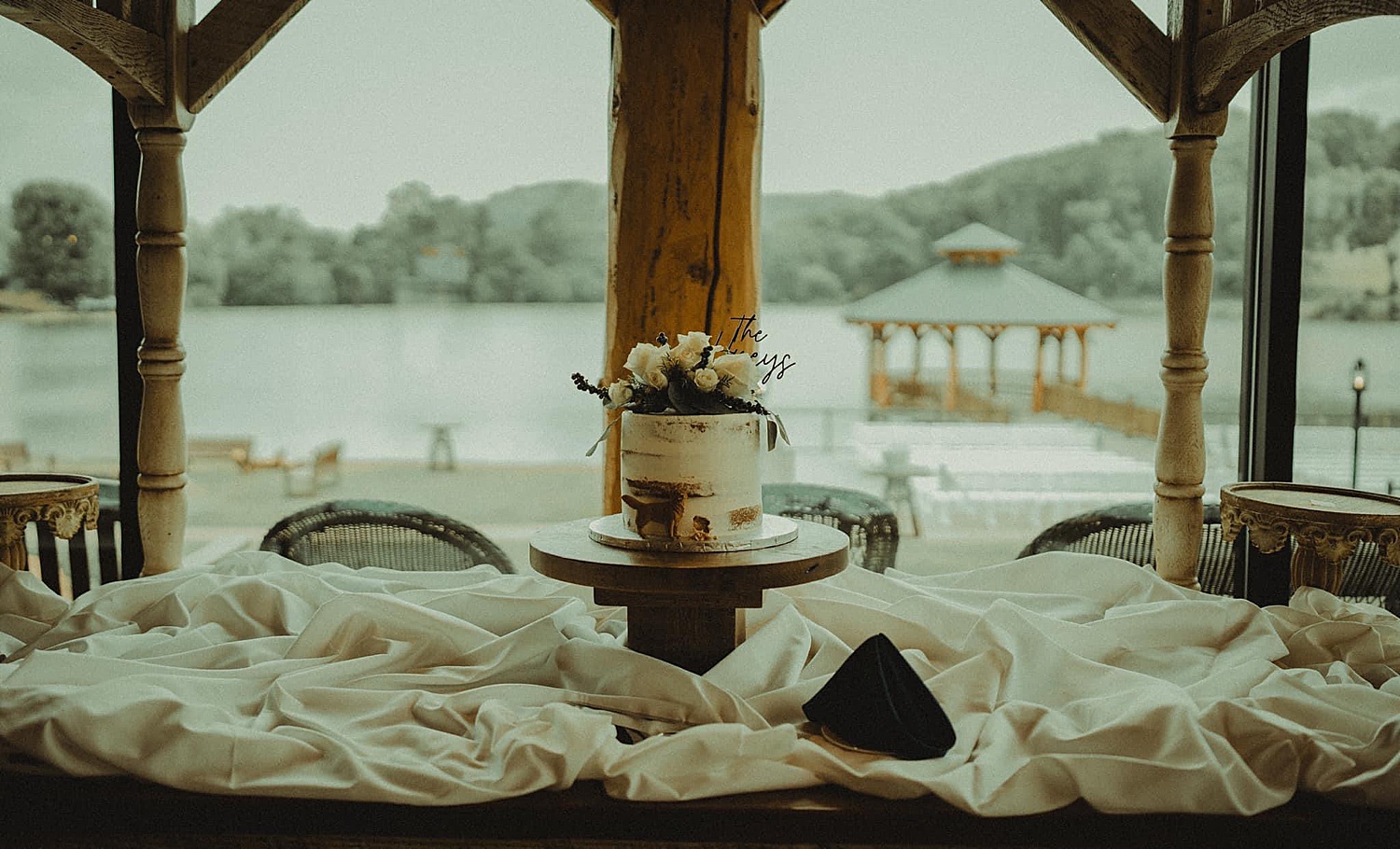 Windy Hill Bakehouse | Pittsburgh Wedding Cake | Burgh Brides